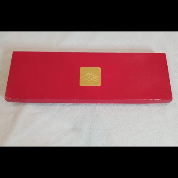 Saks Fifth Avenue | Other | Saks Fifth Avenue Gift Box | Poshmark